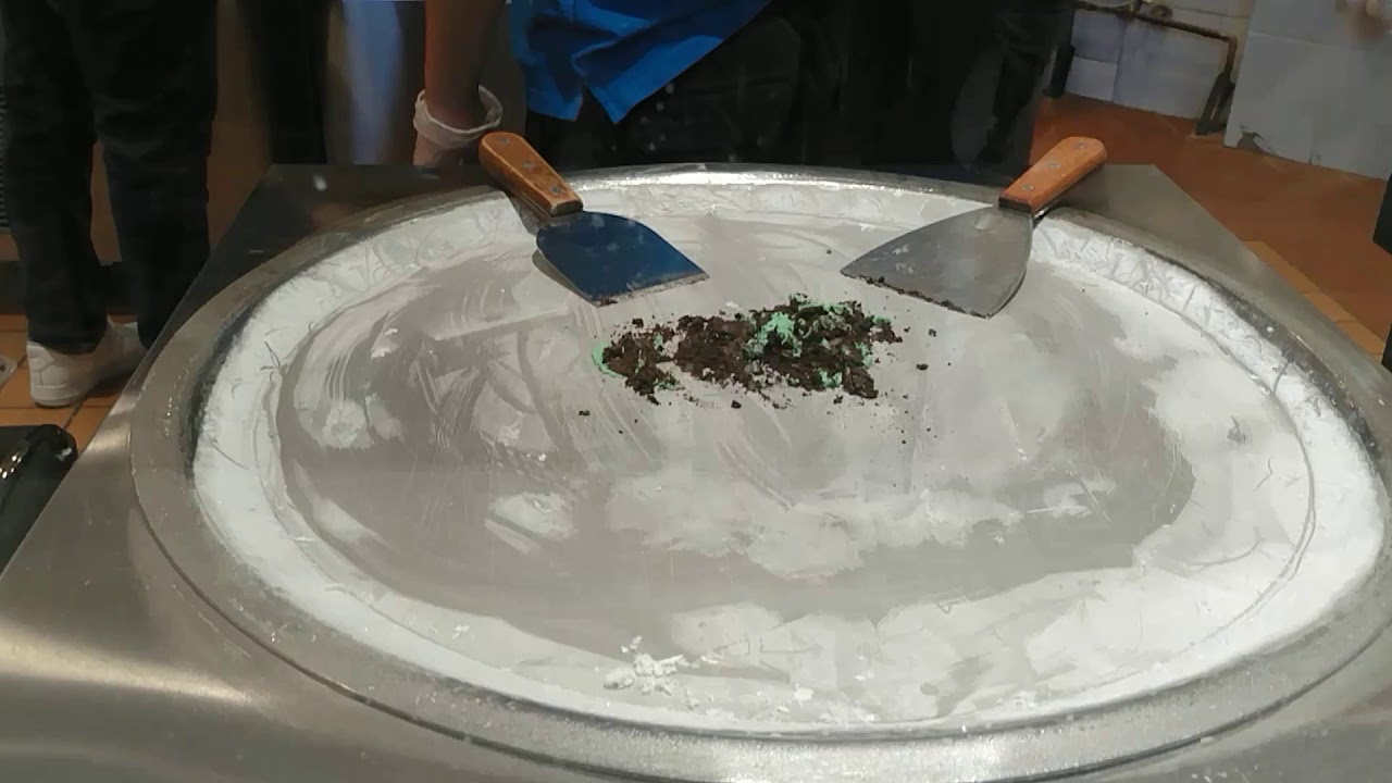 Oreo, Ice cream roll . Rollo de nieve sabor oreo. - YouTube