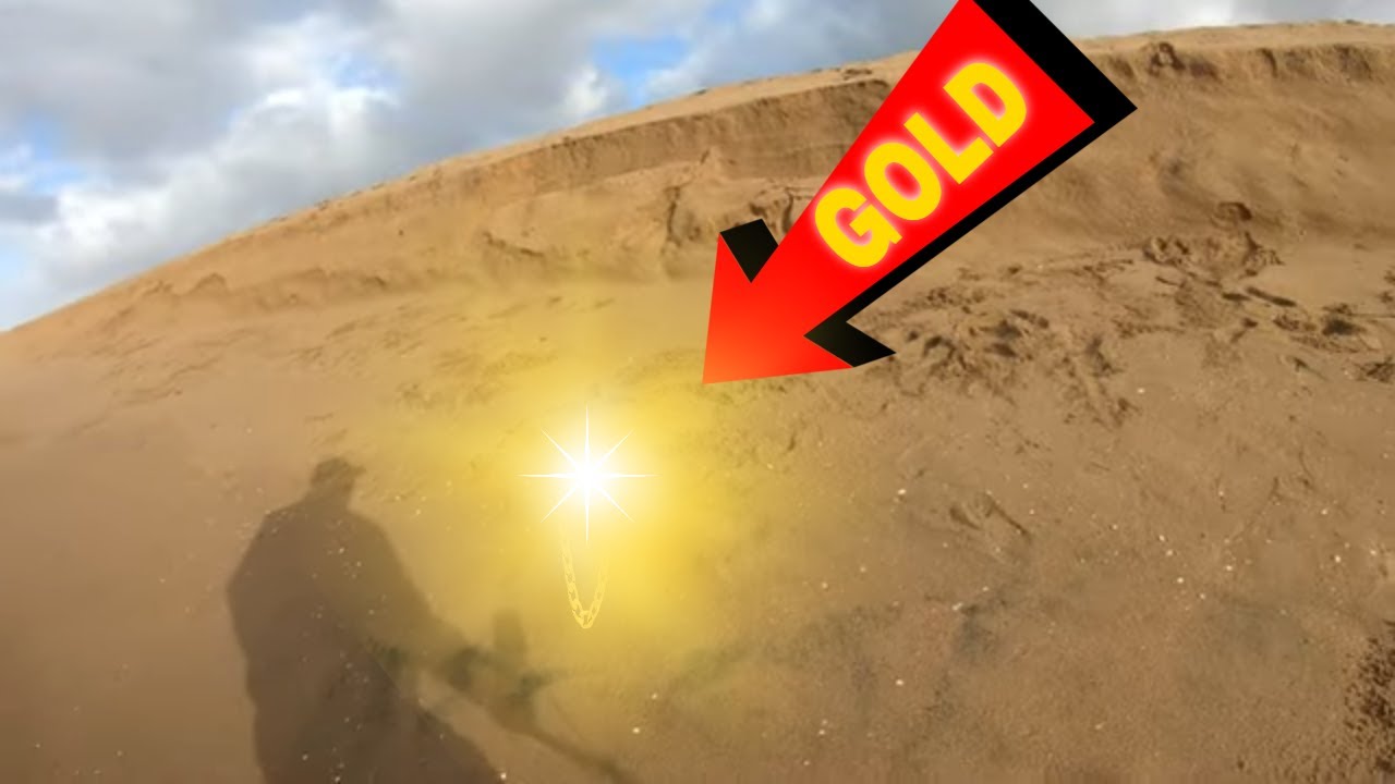 Large beach CUT leads to FUN Finds! 😱 - YouTube