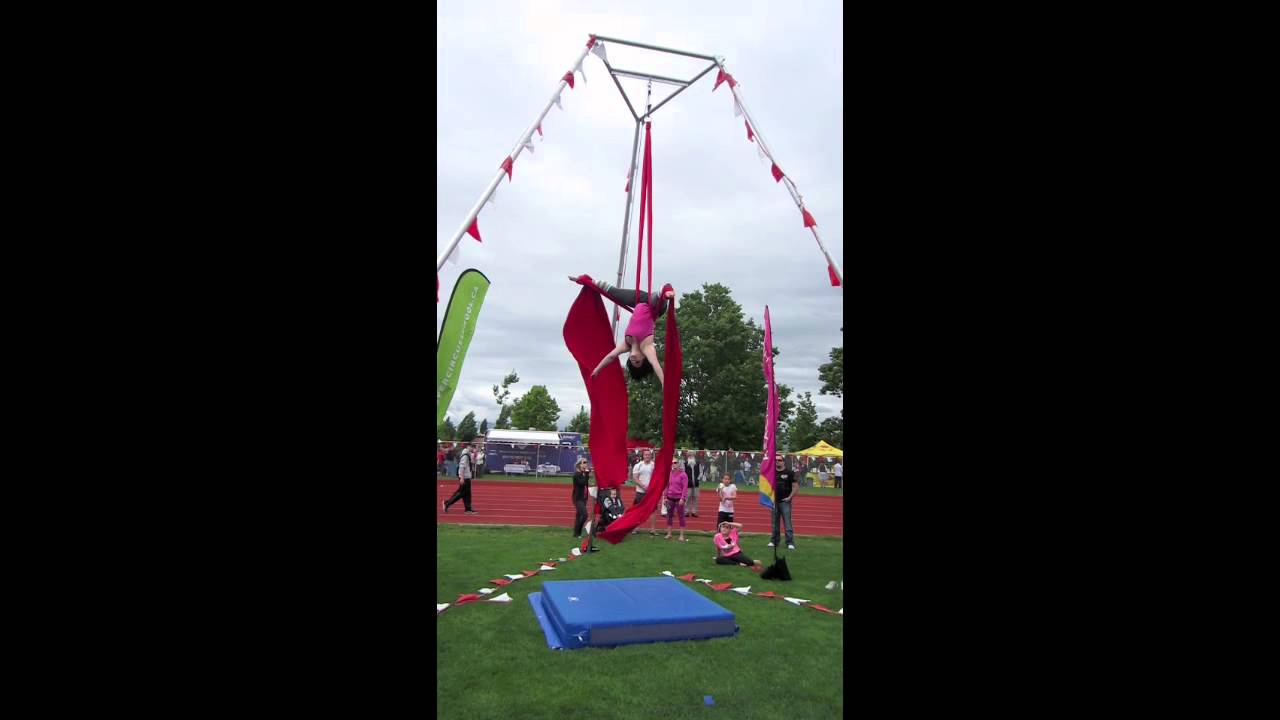 Very windy Canada Day Demo - YouTube