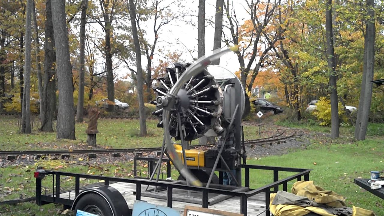 Lycoming Radial R-680 - YouTube