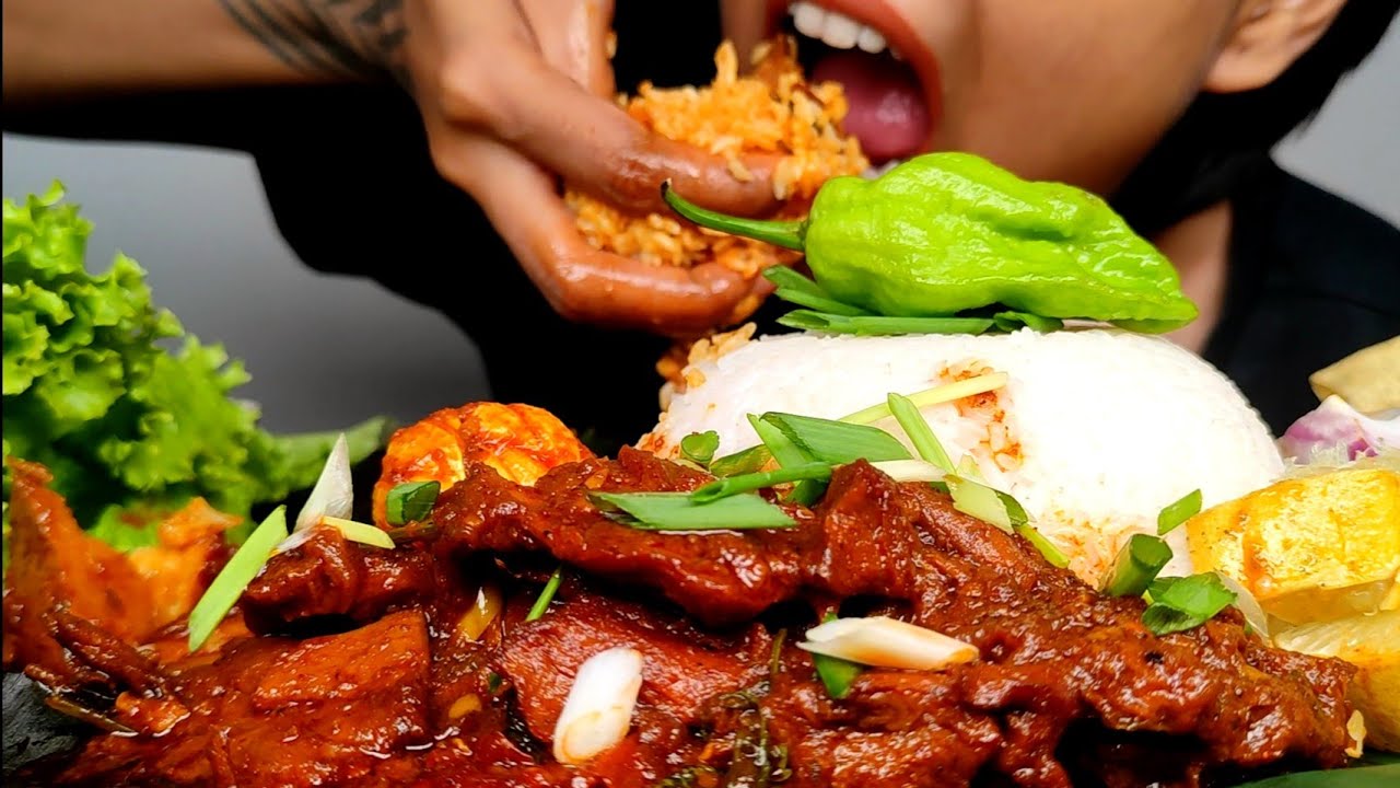 VILLAGE STYLE CHICKEN CURRY WITH RICE (VEGAN) COOKING & EATING VILLAGE ...