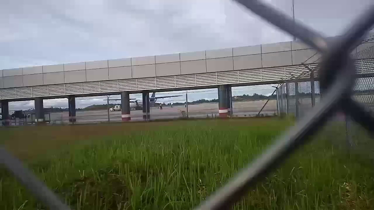 maswing atr 72 500 - YouTube