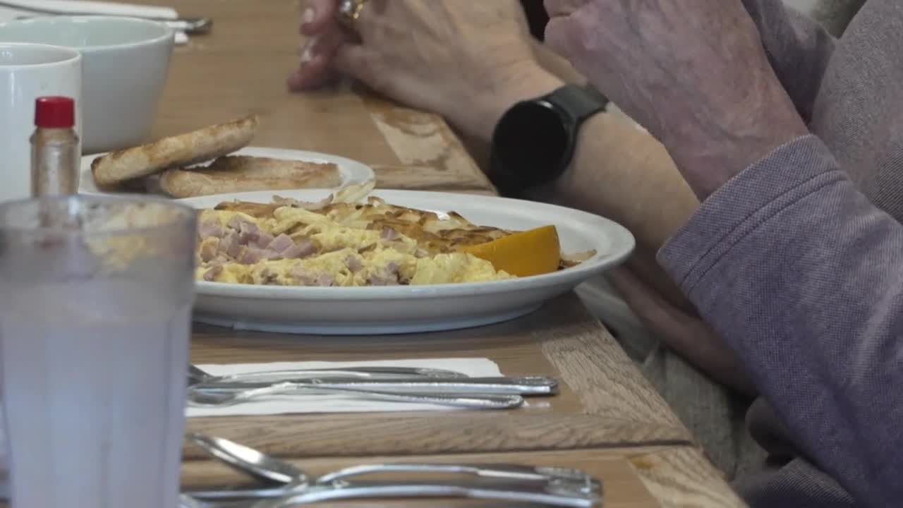 'Eggs are my business': Egg shortage impacting local breakfast ...