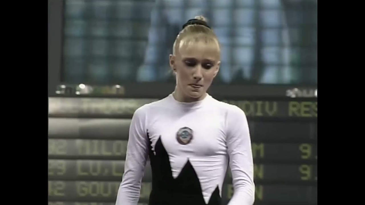 Tatiana Gutsu (EUN) 1992 Olympics TO BB [1080p50] - YouTube