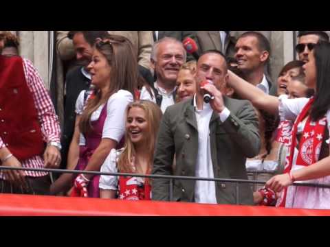 Hau ab, Müller! - Franck Ribery rockt Meisterfeier FC Bayern