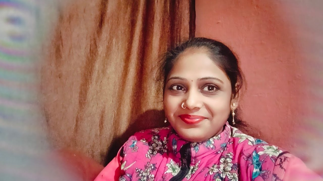 Nisha Rajput is live, live On hai - YouTube