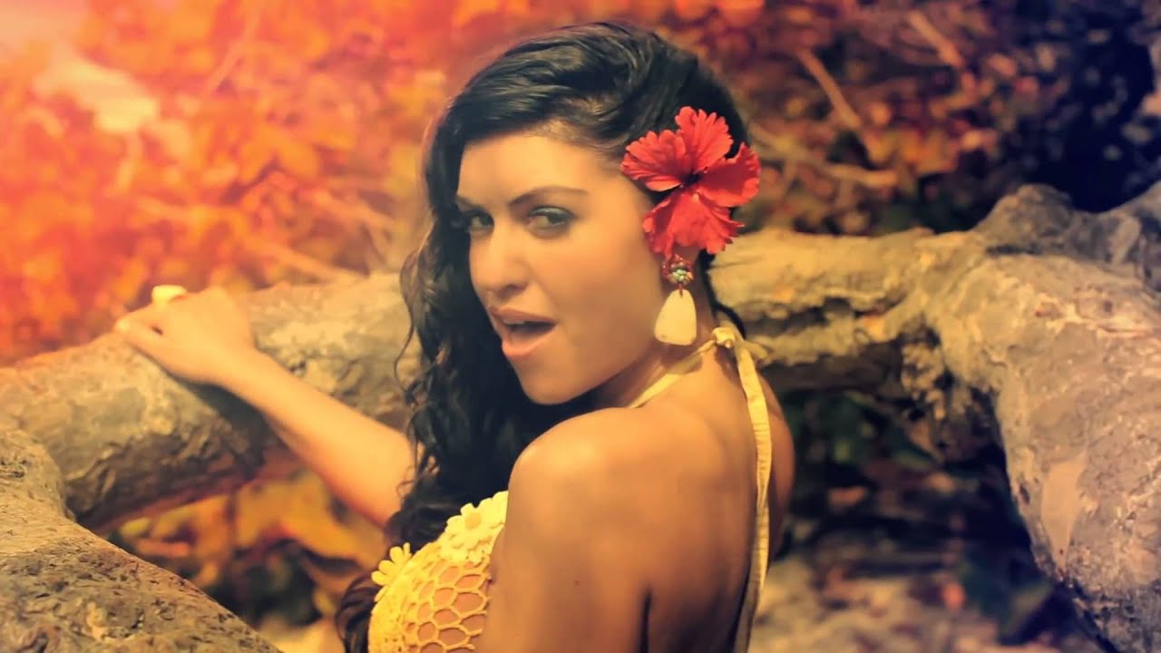 Mia Martina ft Massari Latin Moon HD Song With Lyrics - YouTube