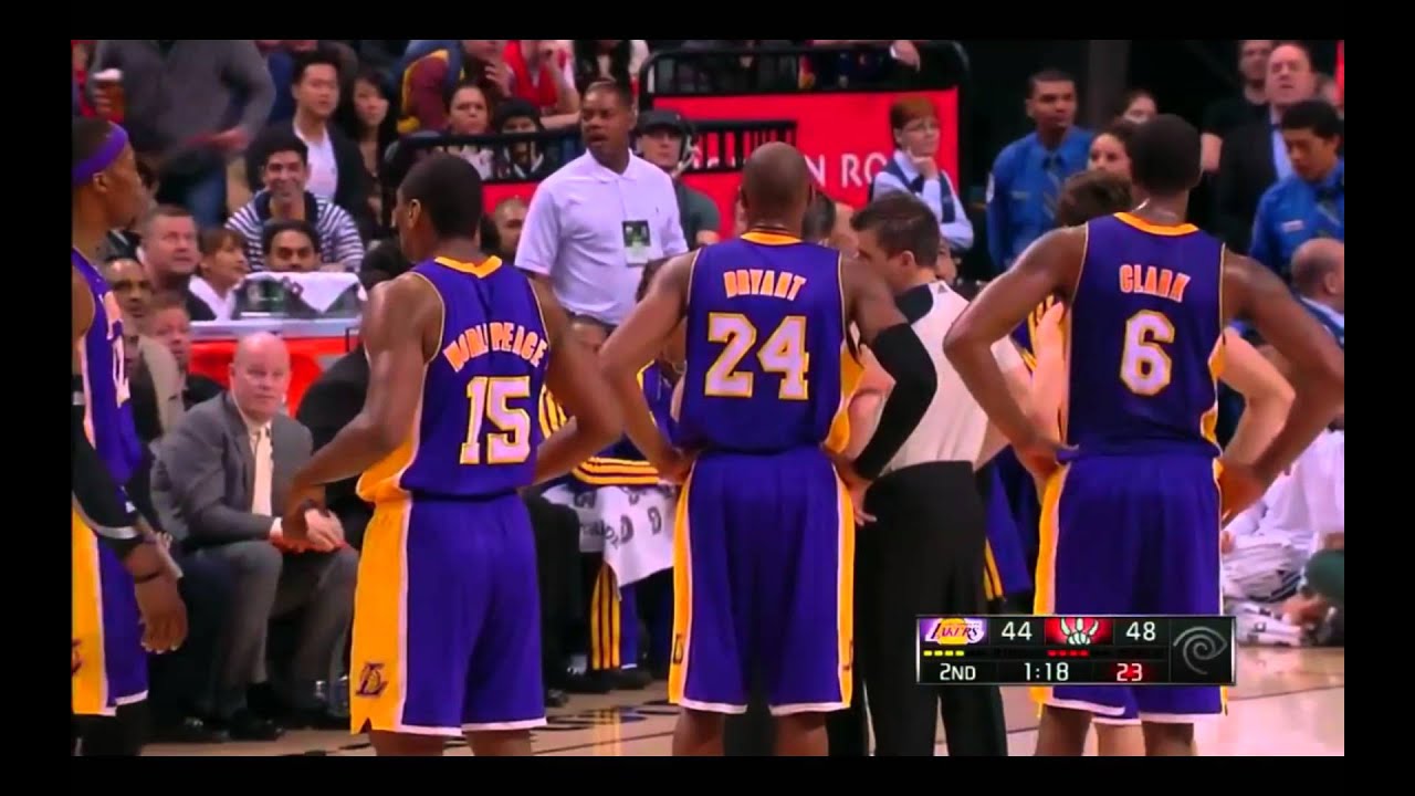 Dwight Howard : rejected by Referee Eli Roe"Unstoppable Call" - YouTube