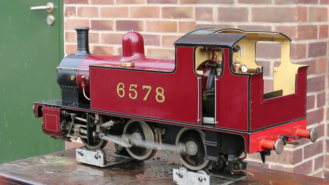 5 inch gauge "Simplex" 0-6-0T - YouTube