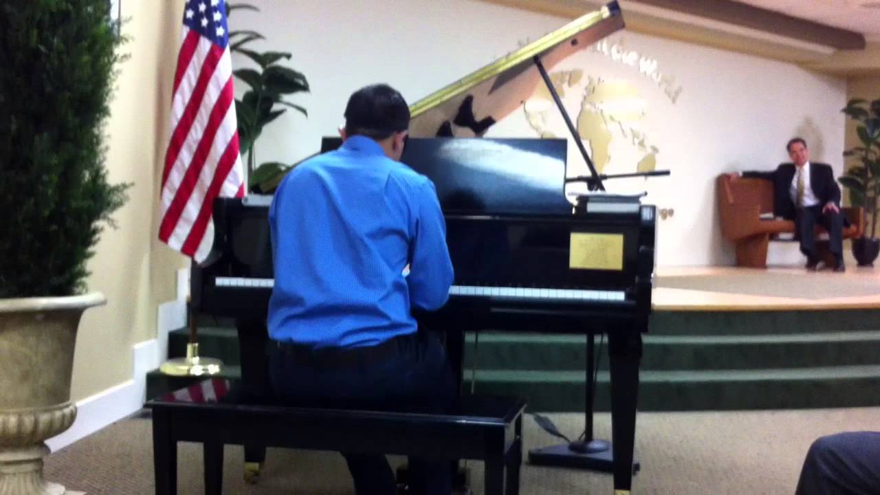 Caleb Galvan Plays Piano Blindfolded - YouTube