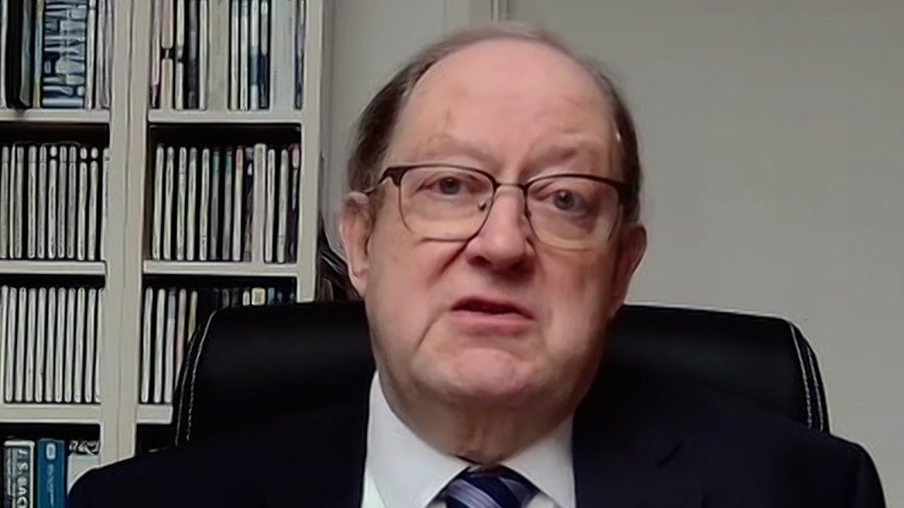 John Ross on 'Red Note Refugee': U.S. tech crackdown backfires - YouTube