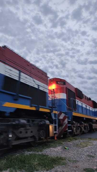 🚂🚂 8252/9022 #short #shortyoutube #pan #nca #railway #locomotive #emd #viral #fyp #shorts # ...