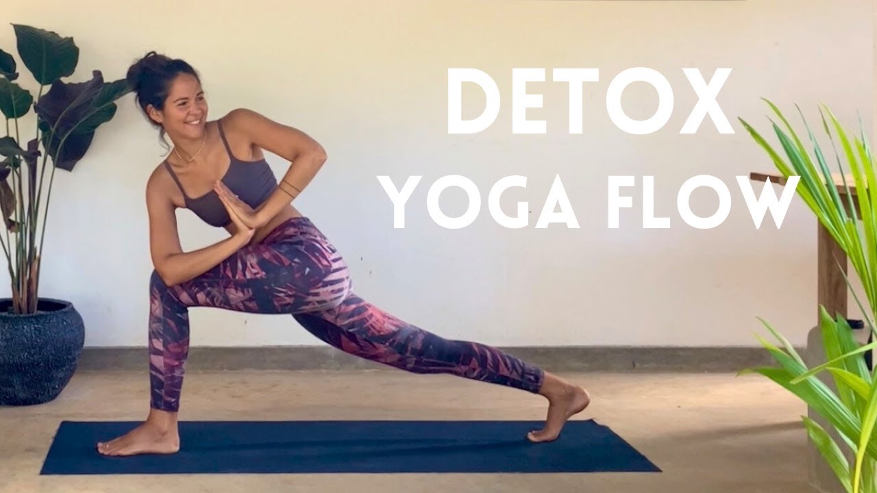 Detox Yoga | 30 Minute Flow to Refresh Body and Mind - YouTube