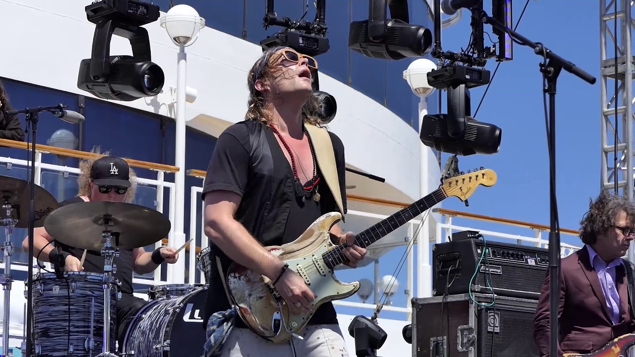 Philip Sayce - I'd Love To Change The World - 2019 Mediterranean KTBA ...