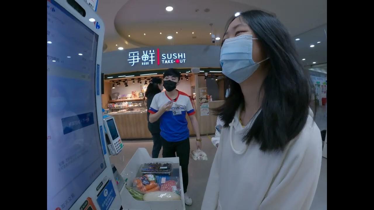 家樂福亂搞自助結帳讓機器故障 2 Youtube