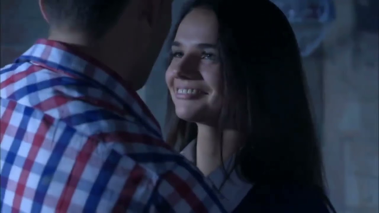 Вика & Леша | fakeless (закрытая школа) - YouTube