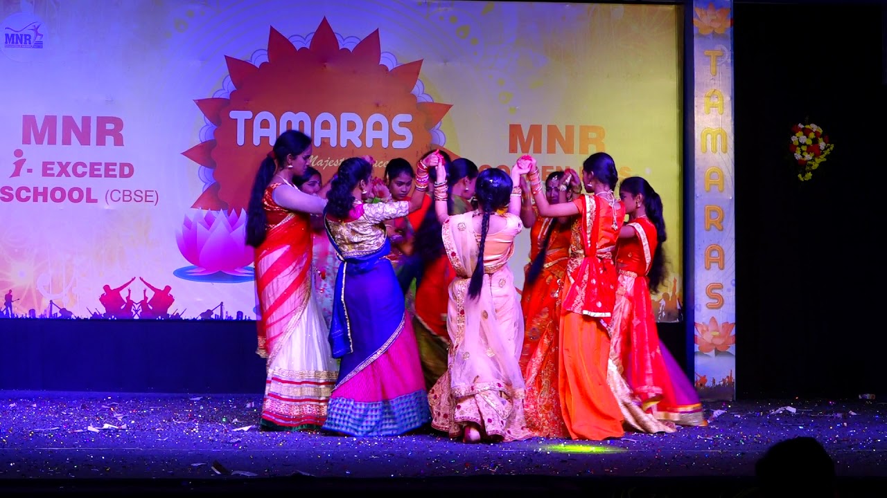 Dance 8th 9th girls _Annual Day 2019-2020 - YouTube