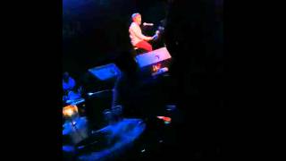 Edon Pinchot singing I Wont Give Up Chords - Chordify