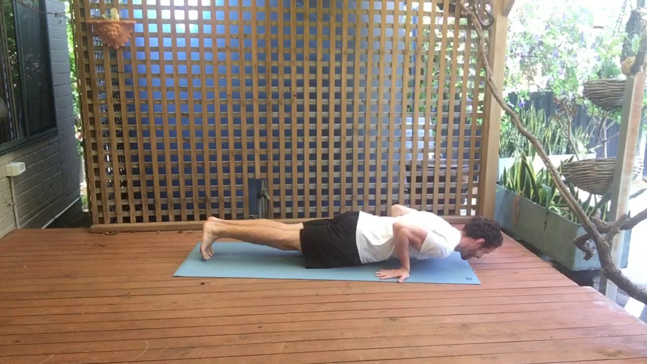 Supinated push-up - YouTube