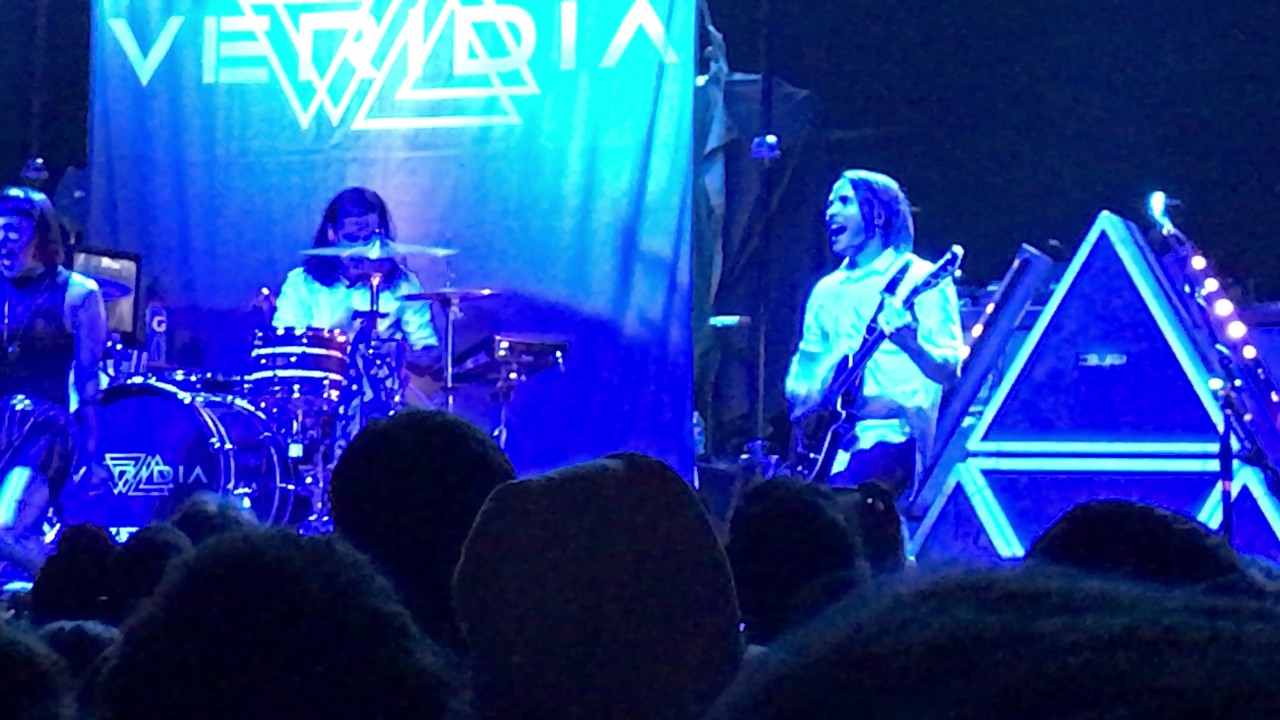 Veridia - live in concert - Still breathing - YouTube