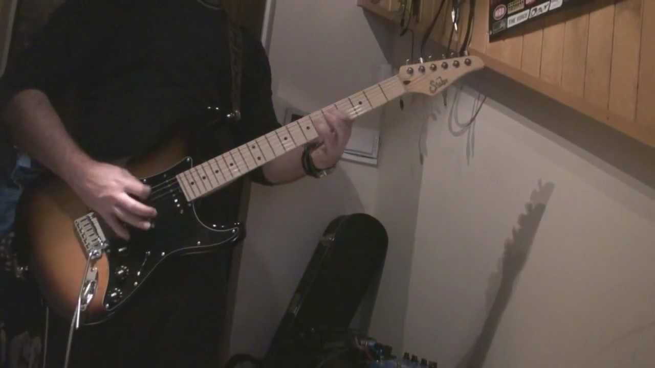 Suhr Classic vs Fender Deluxe - YouTube