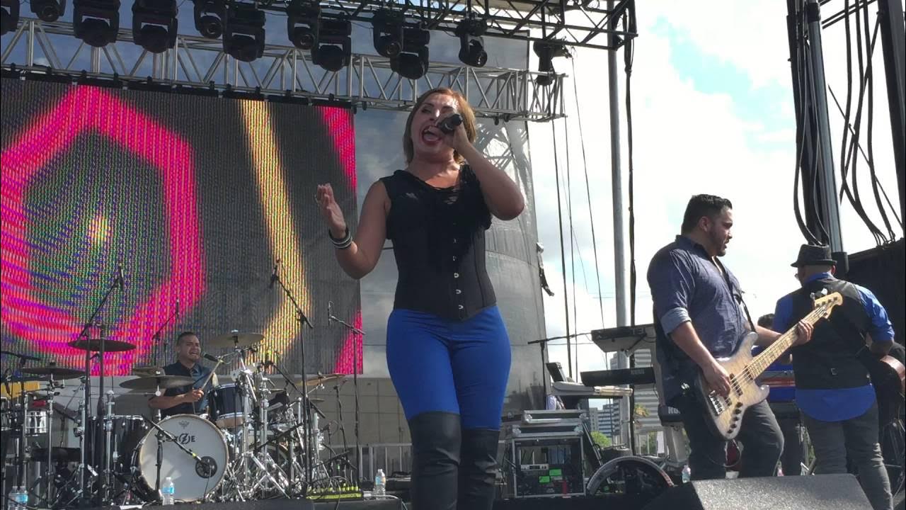 Elida Reyna - Juntos Hasta Morir - FDLF 2016 - YouTube