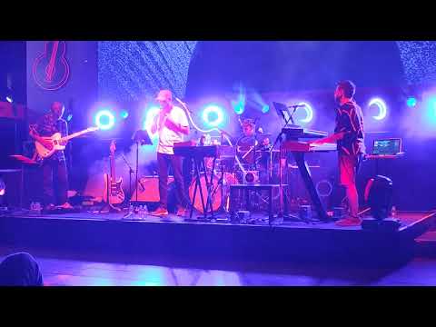 Can Kazaz - Sürsün Bahar (Zorlu PSM Canlı Performans)