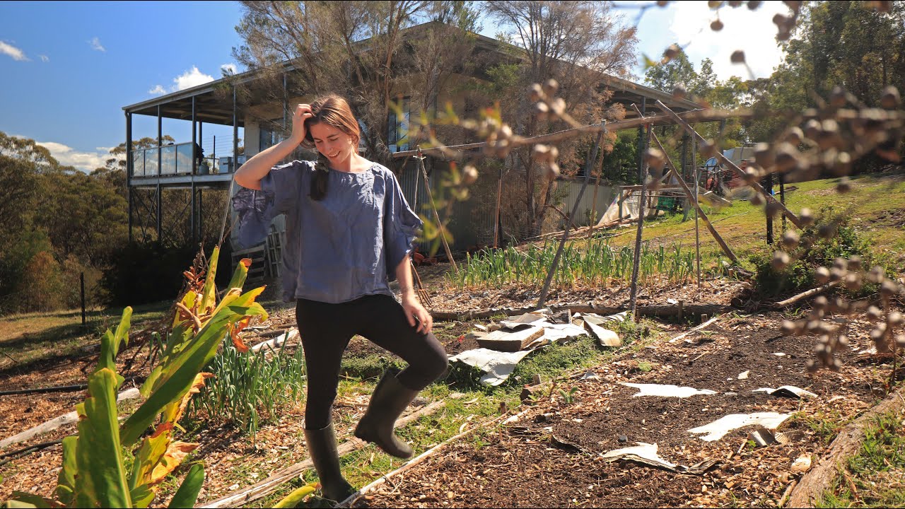Homesteading in Rural Australia [Gardening, Sewing and Homemaking ...