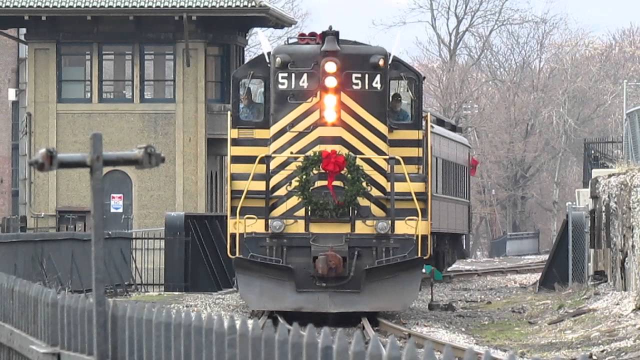 EMD GP7 Nickel Plate Road (514) On Day Two - YouTube