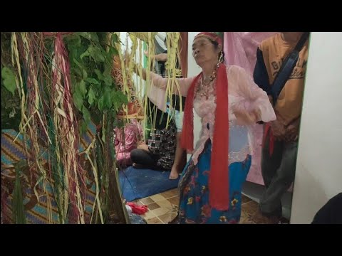 Memanggil sangiang, suku dayak katingan ritual bayar hajat/bayar najar ...