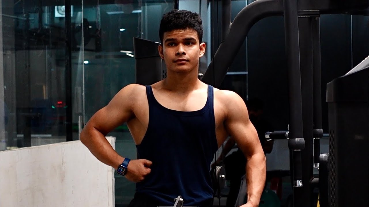 Monthly Stack Unboxing + Chest Day - YouTube