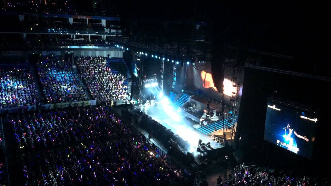 Live concert in Shanghai July 2014 G.E.M. - YouTube