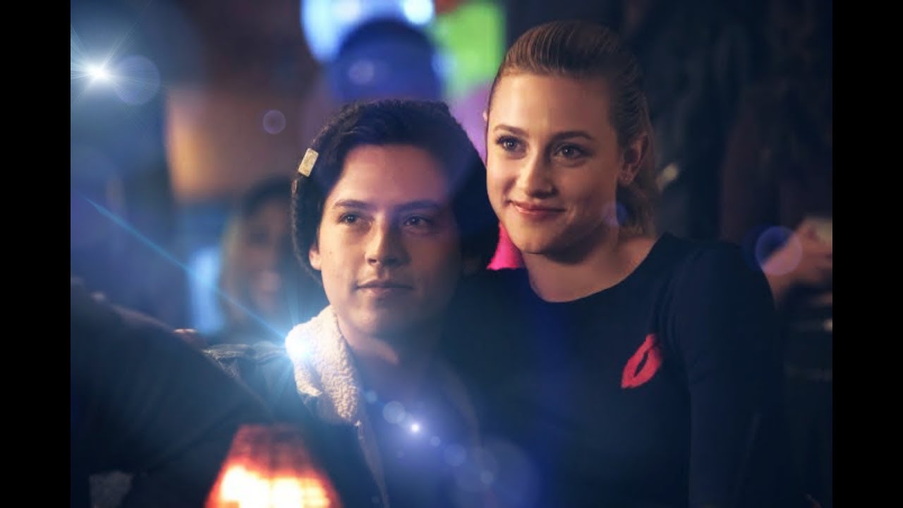 Riverdale - Bughead moments - Crazy in love - YouTube