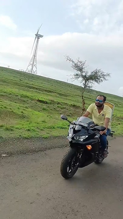 pari jaisi khubsurat hai ye bike🌹#youtubeshorts #viral#shorts#kawasaki#zx4rr#ersachinbendre # ...