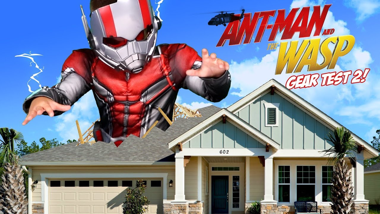 Little Flash becomes Giant Ant-Man! - YouTube