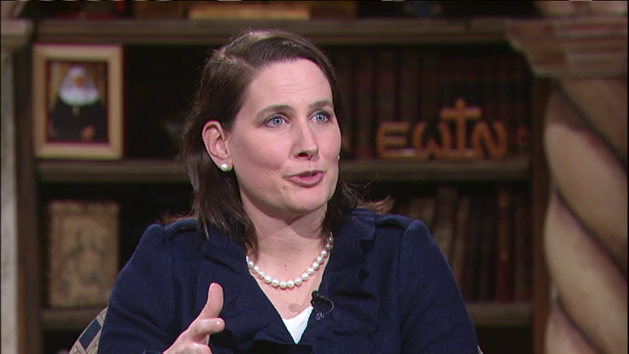 EWTN Live - 2017-10-25 - Carrie Gress - YouTube
