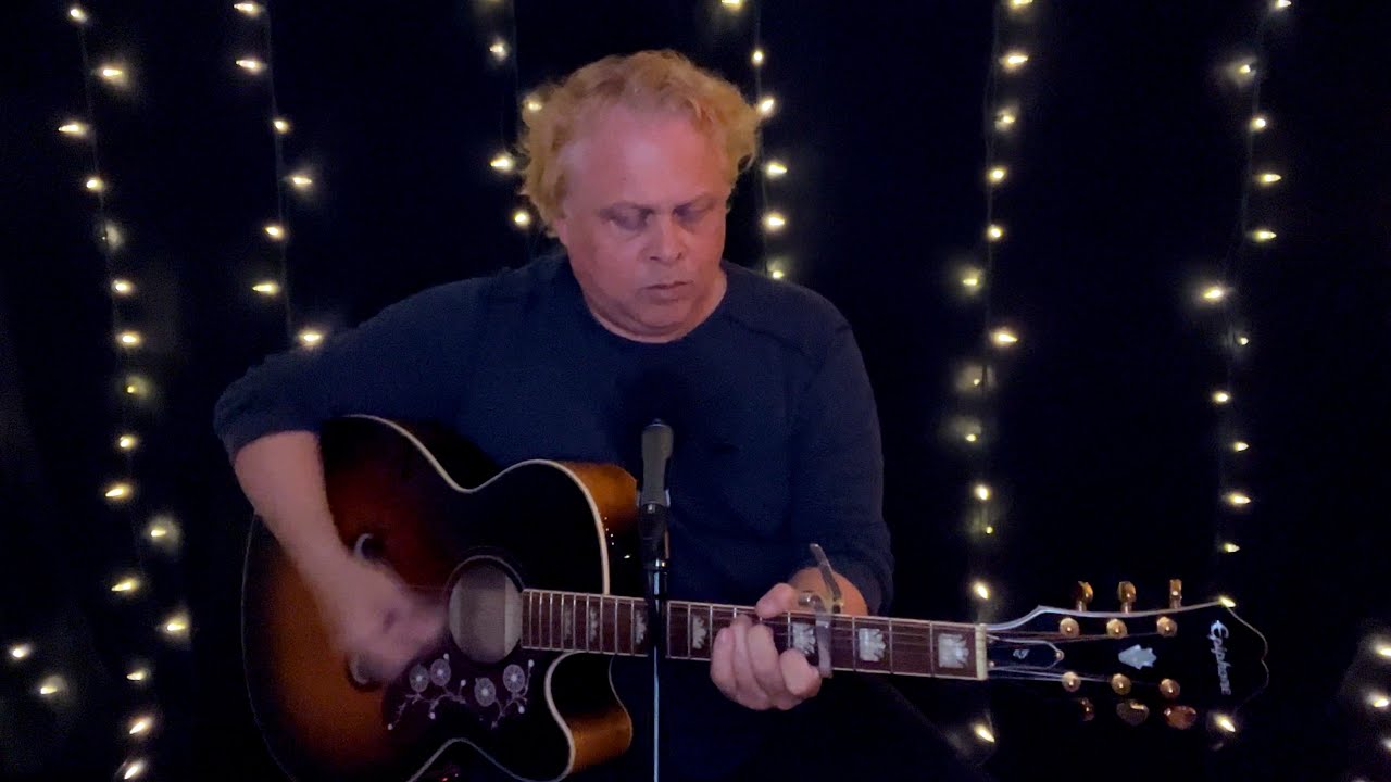 Tony Meade - Won't Stop Singing (Solo Acoustic Version) - YouTube