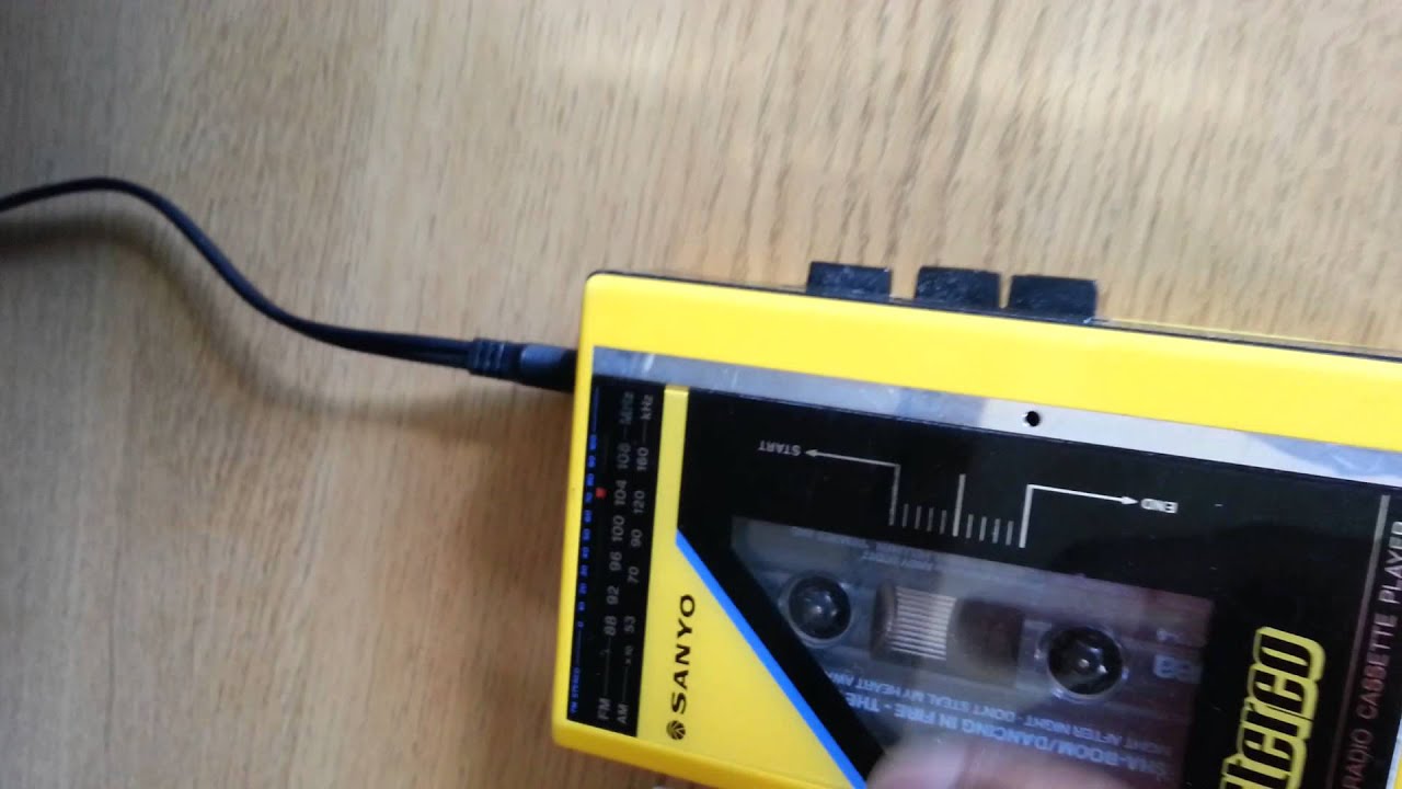 Sanyo AM/FM Radio Cassette Stereo Player - YouTube
