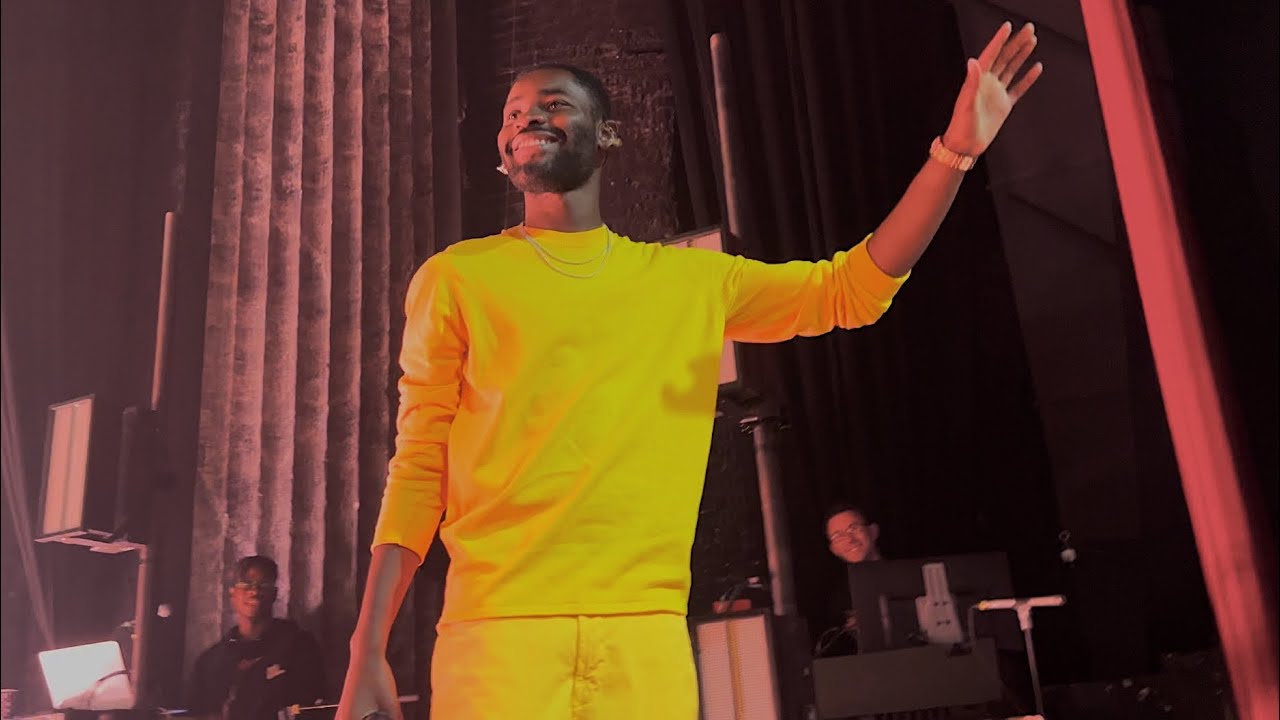 Dave - Location (Live in Atlanta) - YouTube