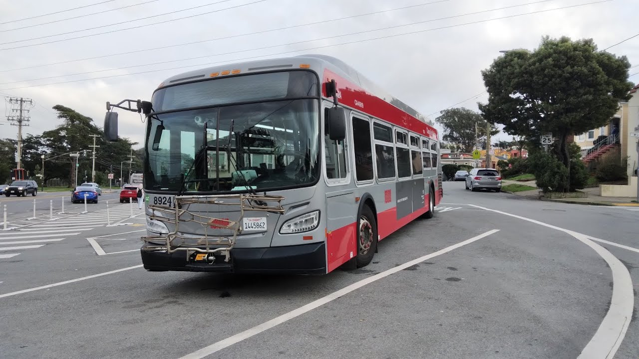 SF Muni 2018 New Flyer XDE40 8924 on Route 43 Masonic - YouTube