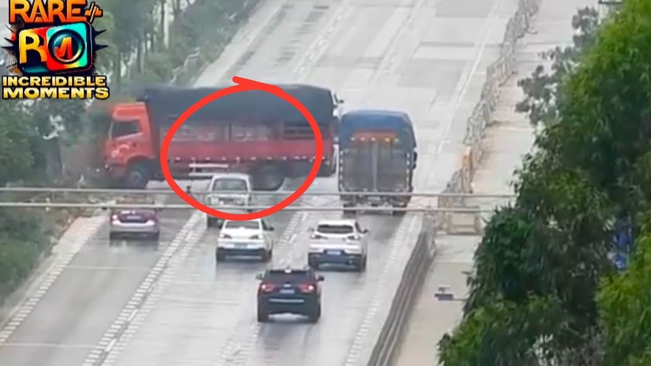 Top Rare Moments Caught By a camera that shocking your eyes - YouTube