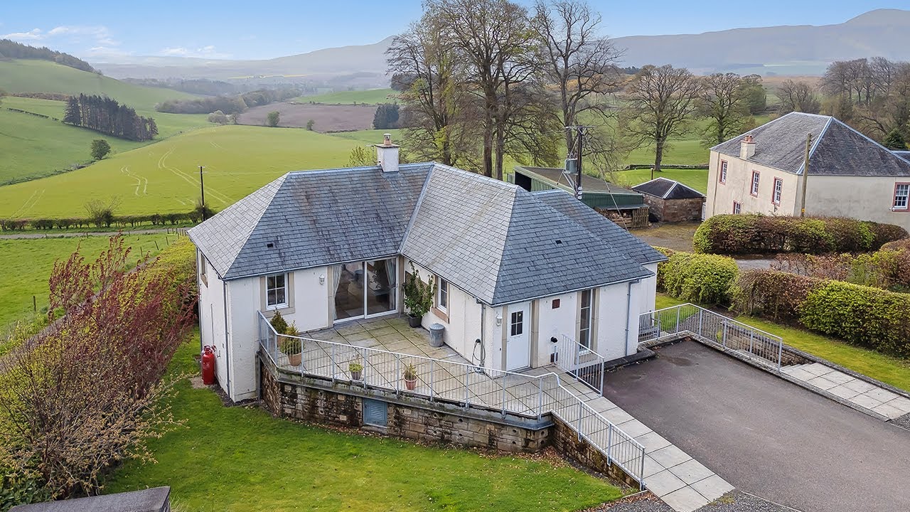 Parkfield, Glentarkie, Strathmiglo, Cupar, KY14 7RU - YouTube