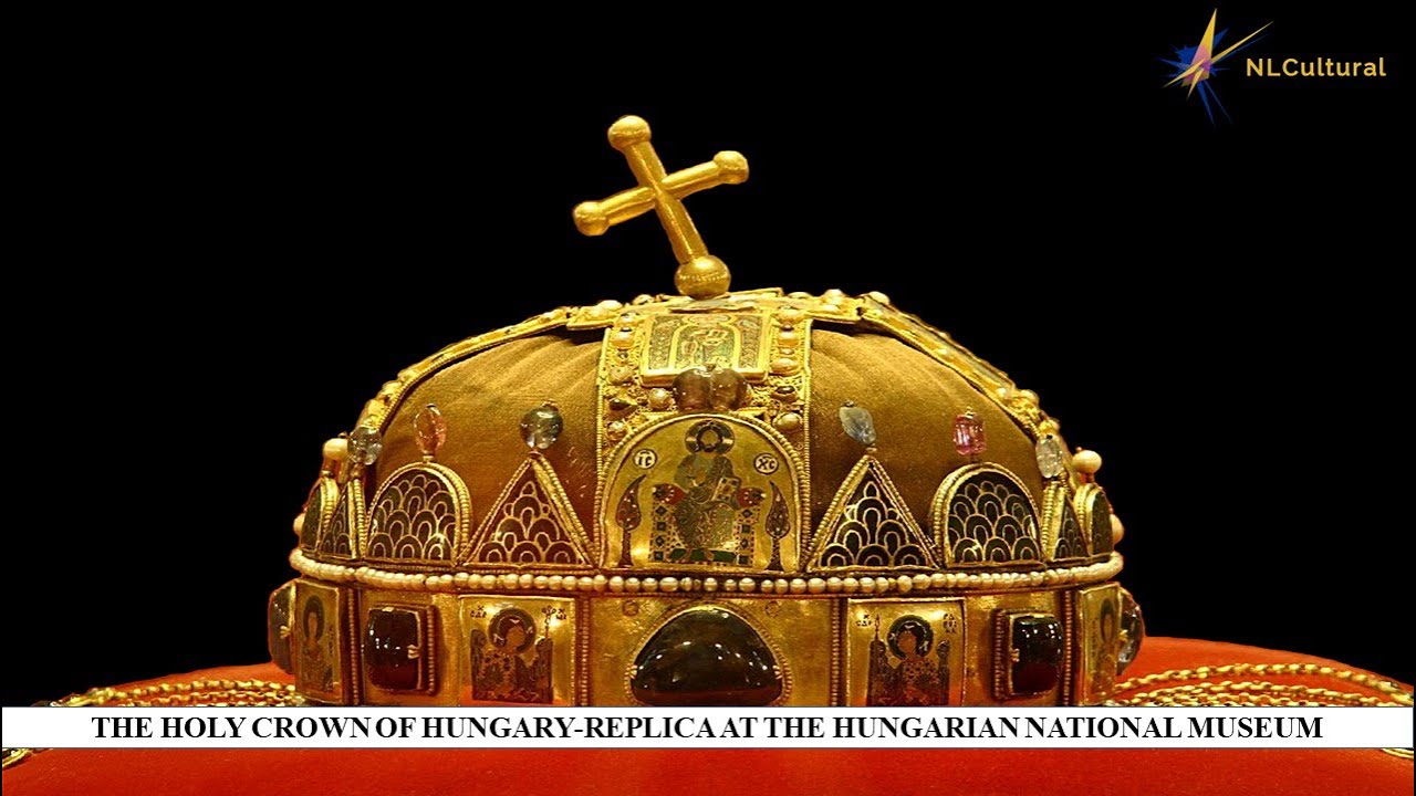 The Holy Crown of Hungary Replica at the Hungarian National Museum ...