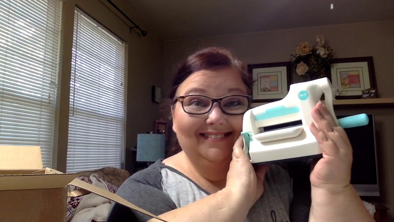 We R Memory Keepers® Die Cut Machine and Stamp Bundle Unboxing & first ...