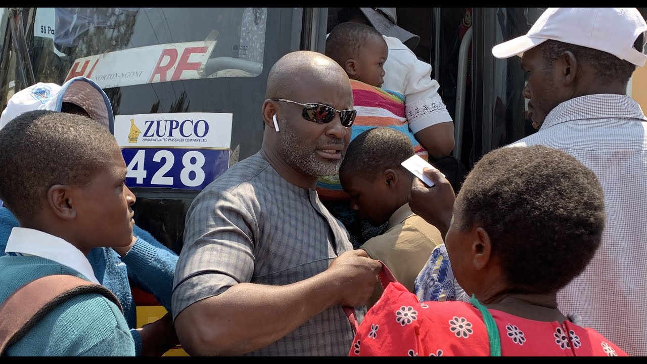 Temba Mliswa drama with ZUPCO Driver in Norton - YouTube