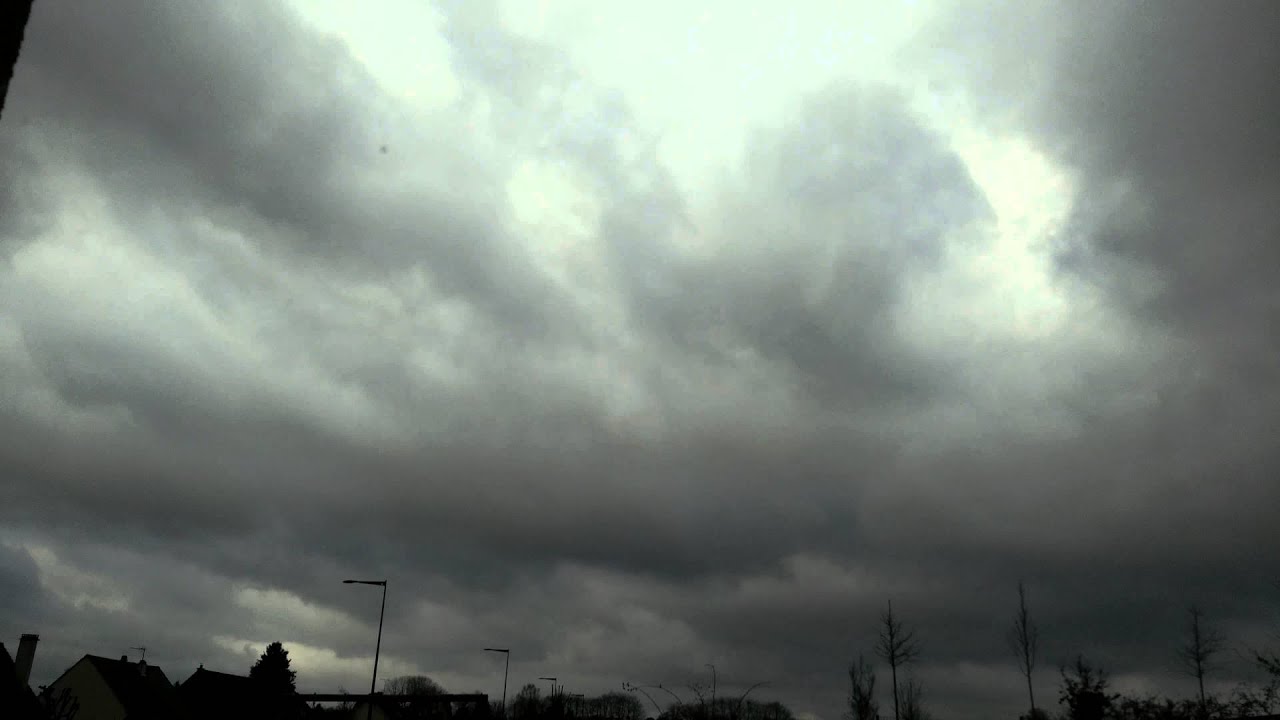 Rolling Clouds (time-lapse) - YouTube