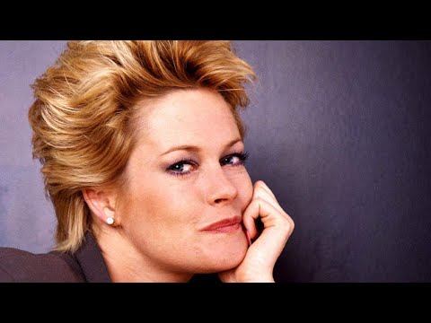 13 Sexy Photos of Melanie Griffith