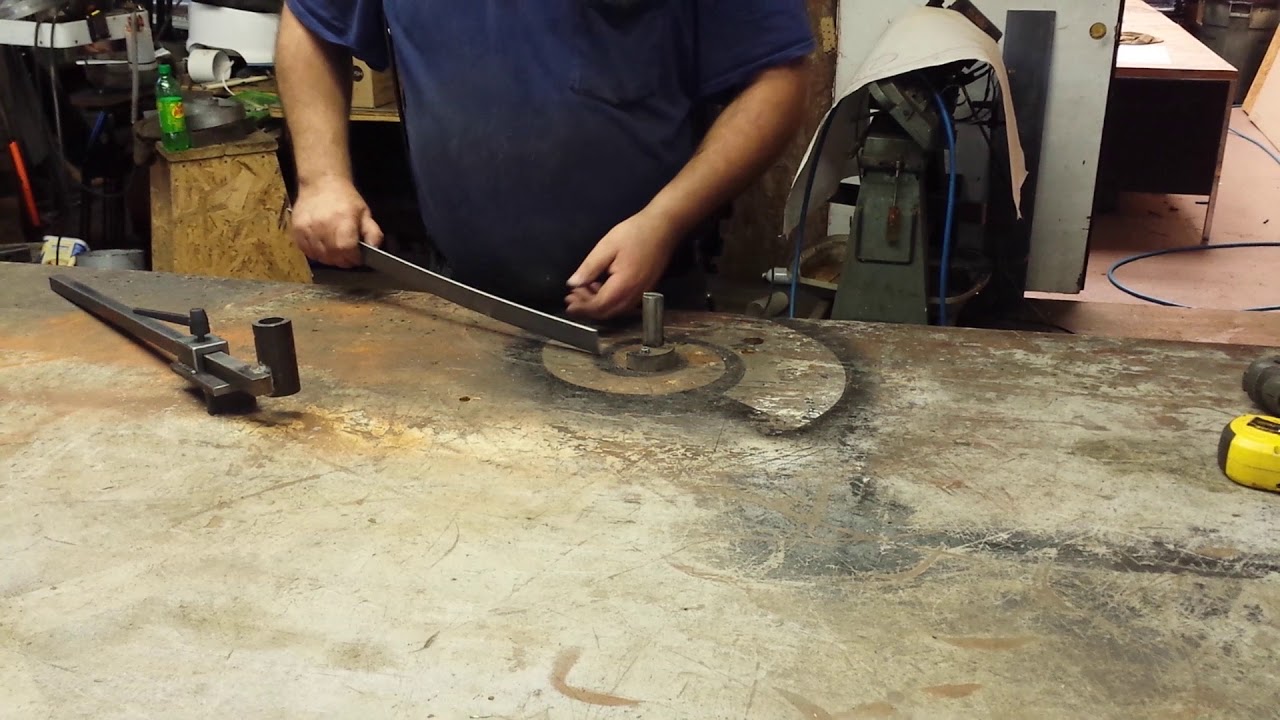 Bending jig for 1 1/4 wide xoxo 1/8" thick flat bar - YouTube