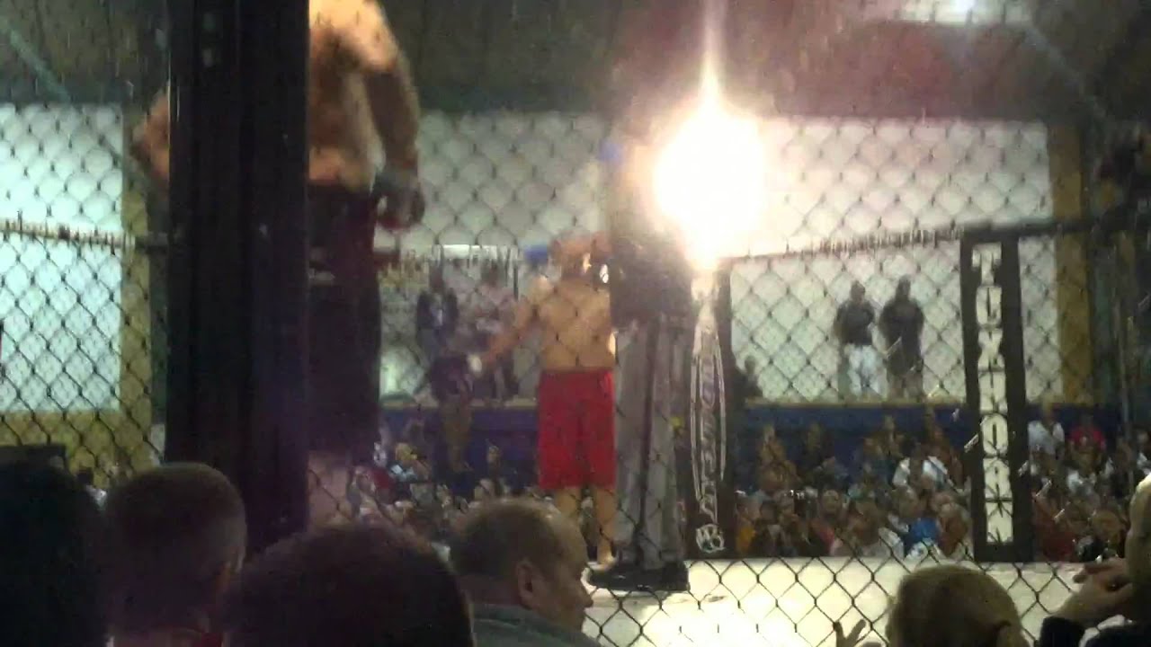 Jordan Maxey puts it on Patrick Riley - YouTube