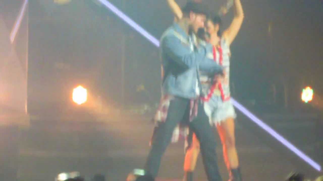 Juste Un Instant Limoges 8.11.12 M. Pokora - YouTube